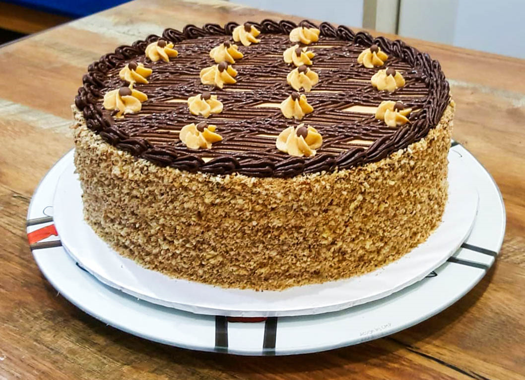 Mocha Sponge Cake – Arabian Florist
