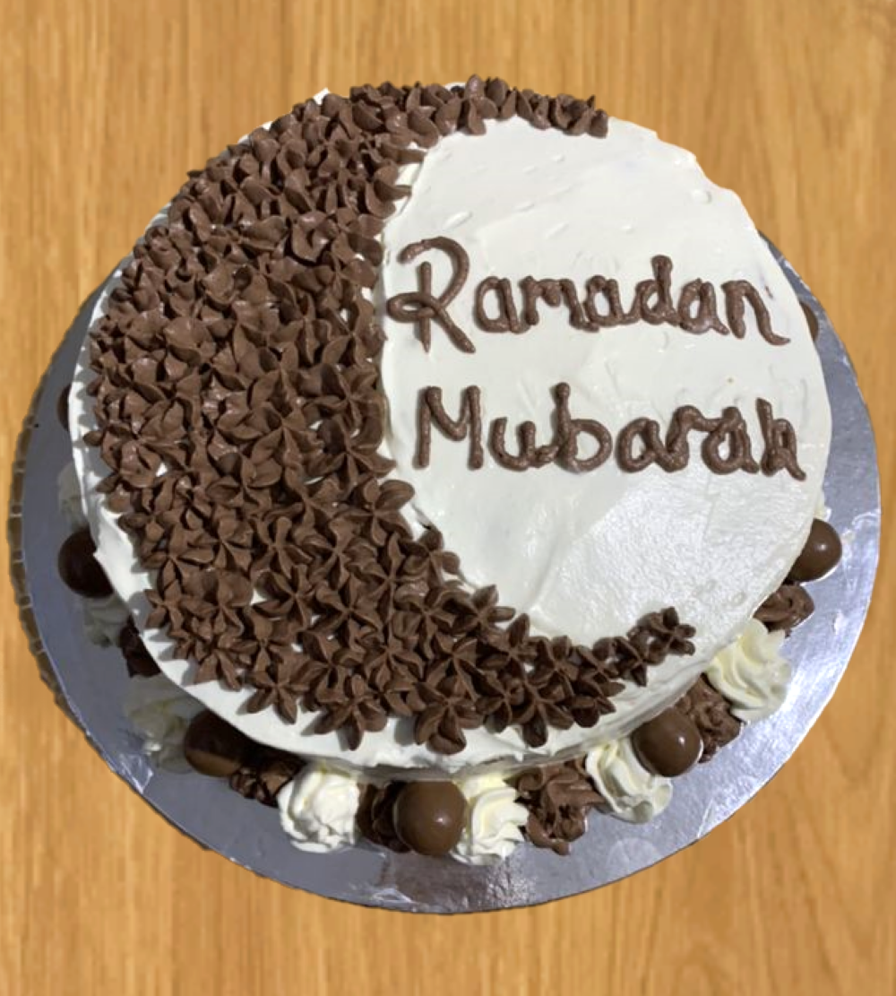 Ramadan Mubarak Chocolate Cream Cake / Ramadan Cake | Ramadan Cake ...
